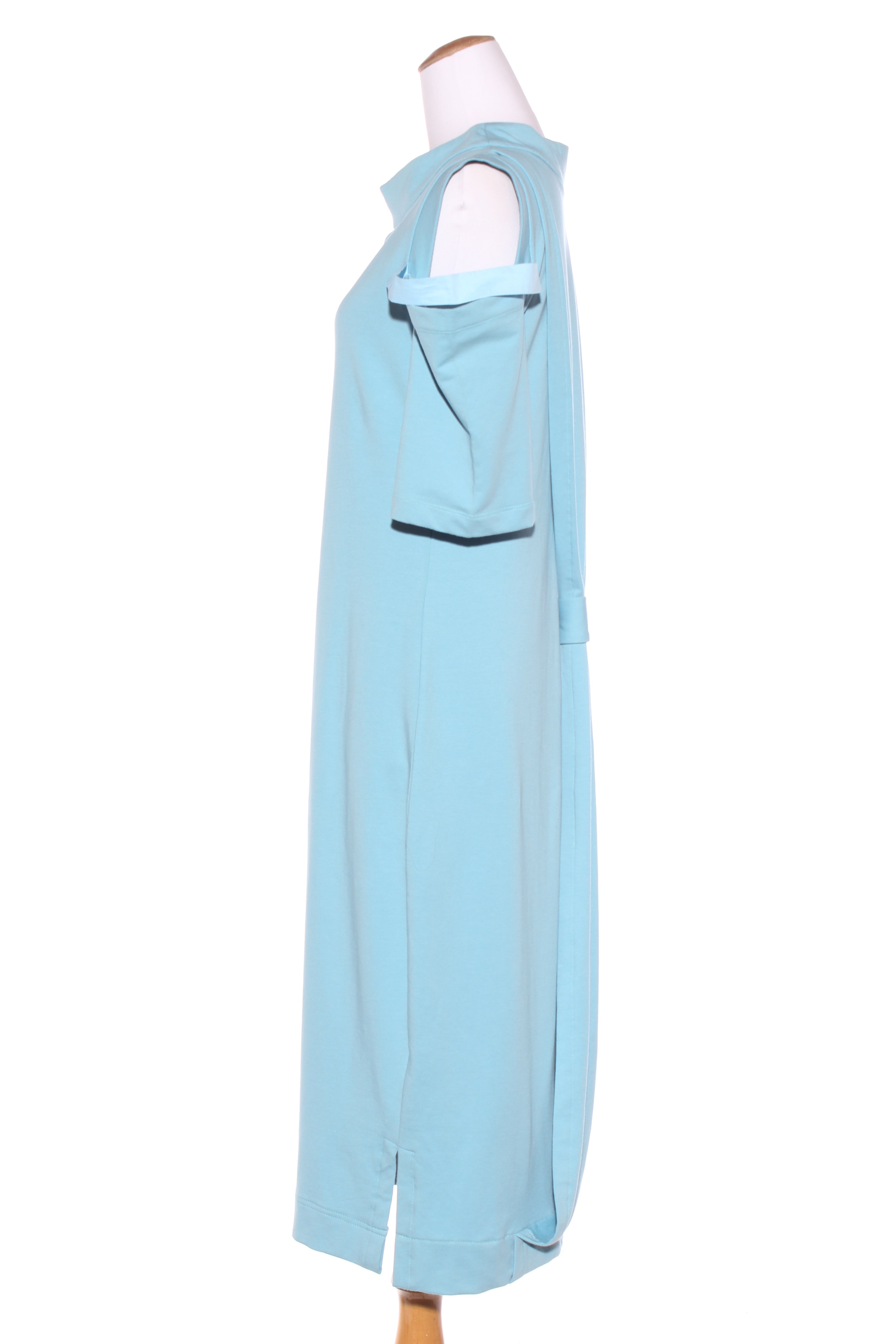 Shop online for preloved designer clothing, shoes, handbags and accessories