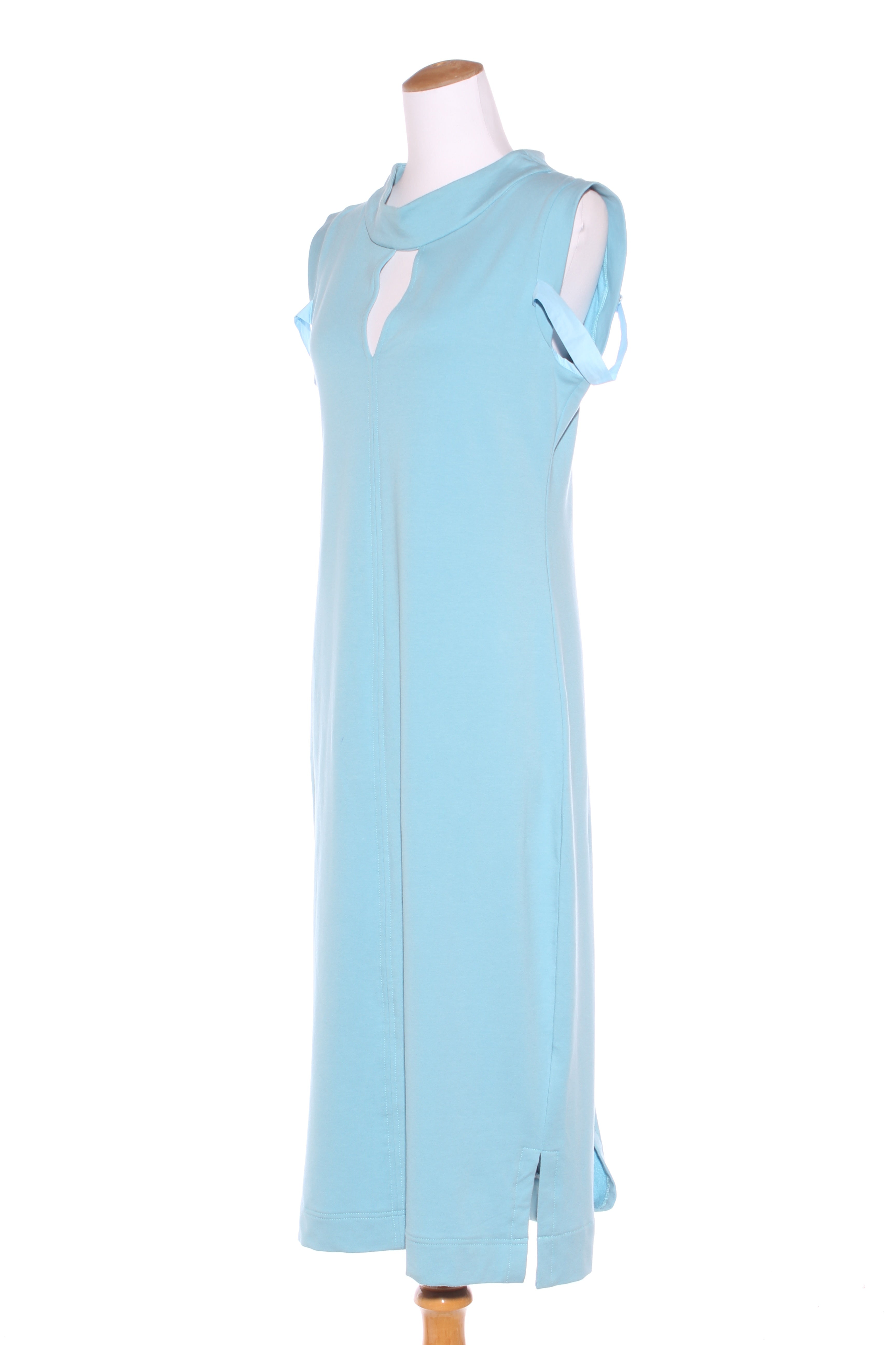 Shop online for preloved designer clothing, shoes, handbags and accessories